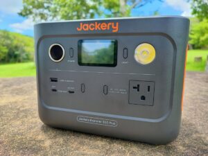 Jackery 300 Plusレビュー！リュックに入りワーケーションが捗るおすすめポータブル電源 | Kizuqi Lab
