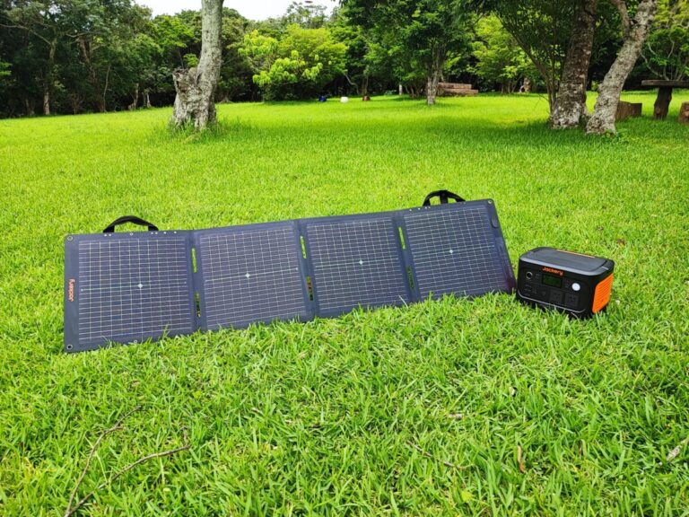 Jackery SolarSaga 100 Mini ソーラーパネルレビュー！コンパクトで軽く、完全防水で高性能なのでおすすめ ...